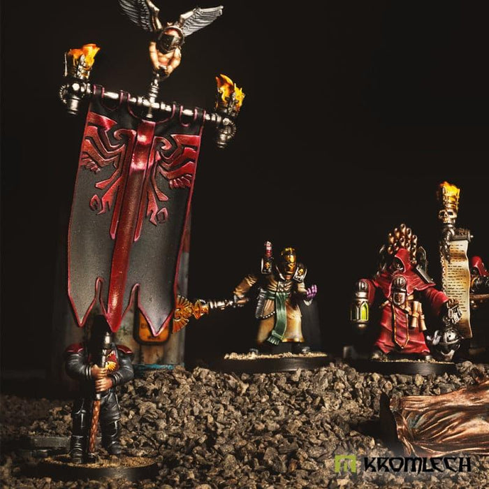 KROMLECH Trench Korps Parade Banner Bearer (1)