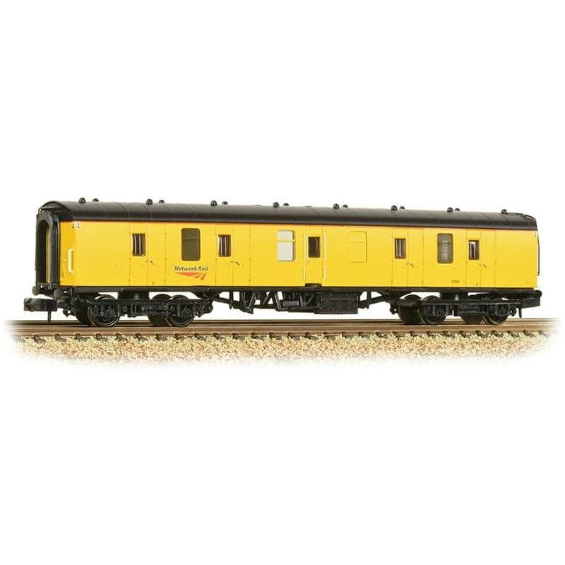 GRAHAM FARISH BR Mk1 BG Brake Gangwayed Generator Van Netwo